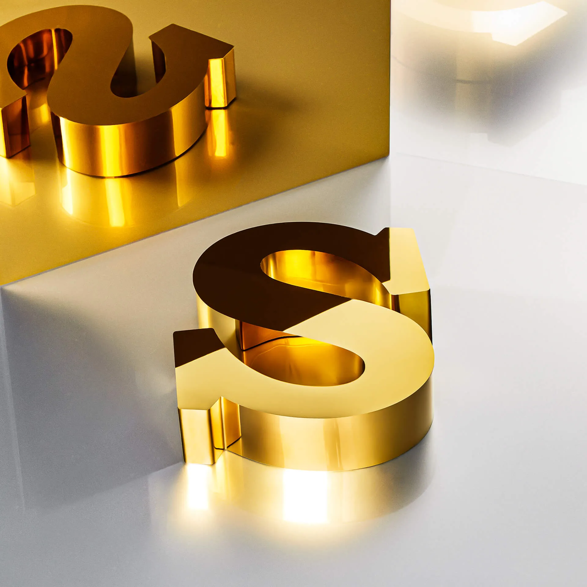 GOLD SHEET METAL LETTERS IN GLOSSY POLISHED FINISH | Pretende ...